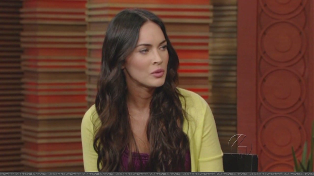 Live with Regis and Kelly - 06/24/09 - regisandkathy0039 - Megan Fox ...
