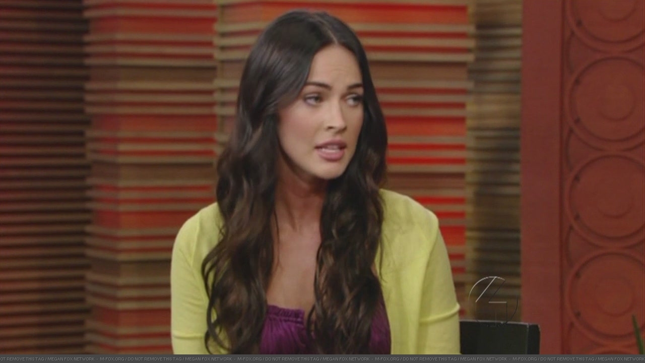 Live with Regis and Kelly - 06/24/09 - regisandkathy0127 - Megan Fox ...
